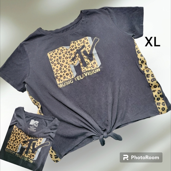 Hot Topic | Tops | Mtv Crop Hot Topic Top Xl | Poshmark